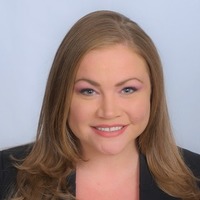 Kelly Crowell, Notary Public in houston, TX 77024